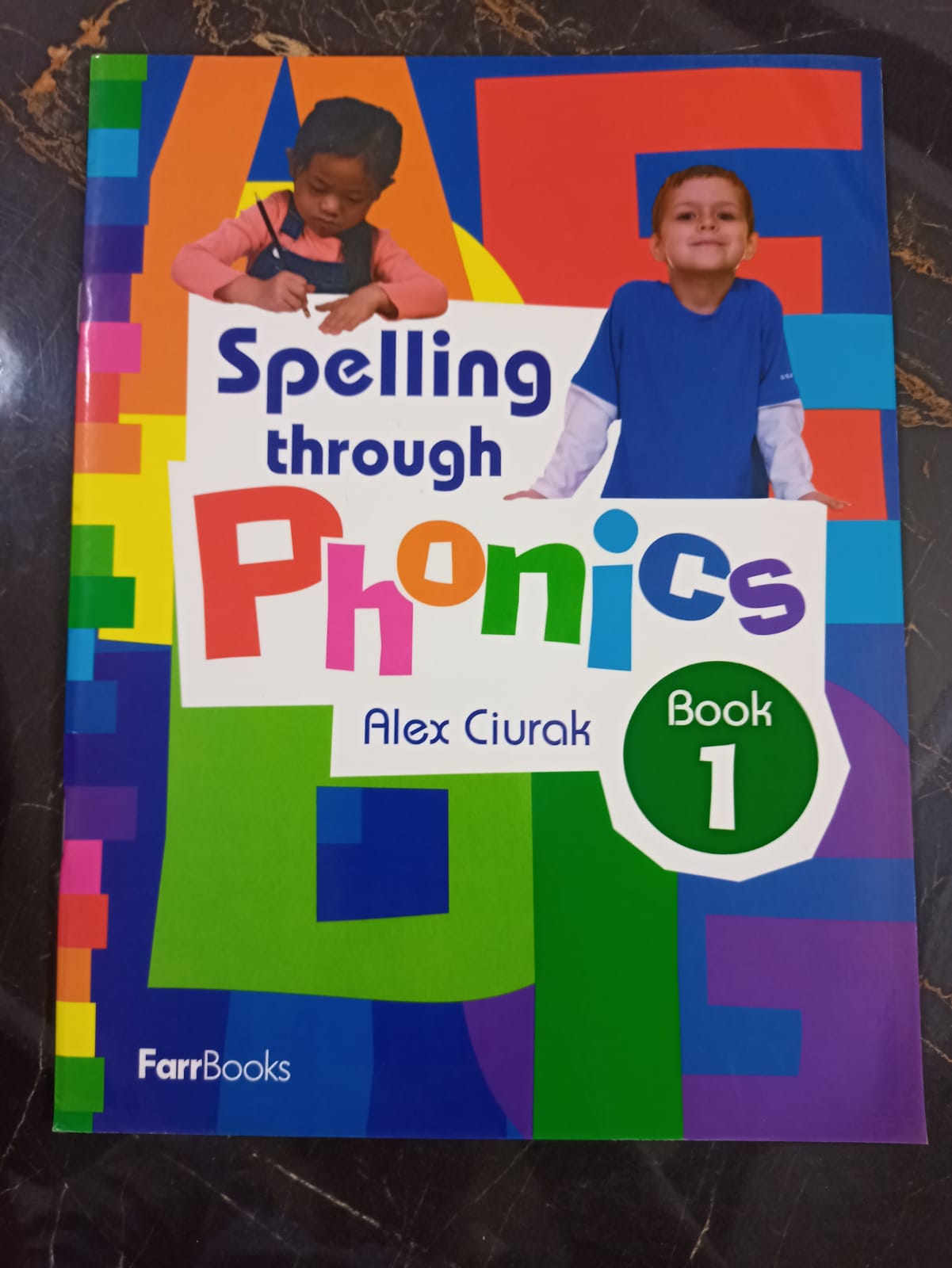 SPELLING THROUGH PHONICS – Its all about books pk